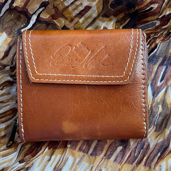 Patricia Nash | Bags | Patricia Nash Tan Leather Trifold Wallet | Poshmark
